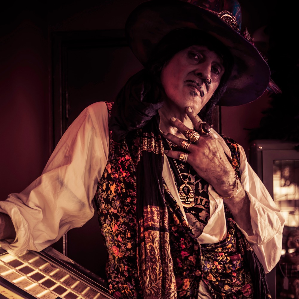 Andy McCoy: I Serve the Song, Whatever It Needs. That’s What I See As My Job | insounder.org